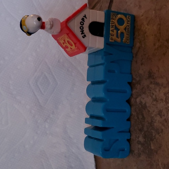 Other | Peanuts 5thanniversary Wwi Ace Snoopy On Flying Doghouse Magnet Toy Plastic | Poshmark